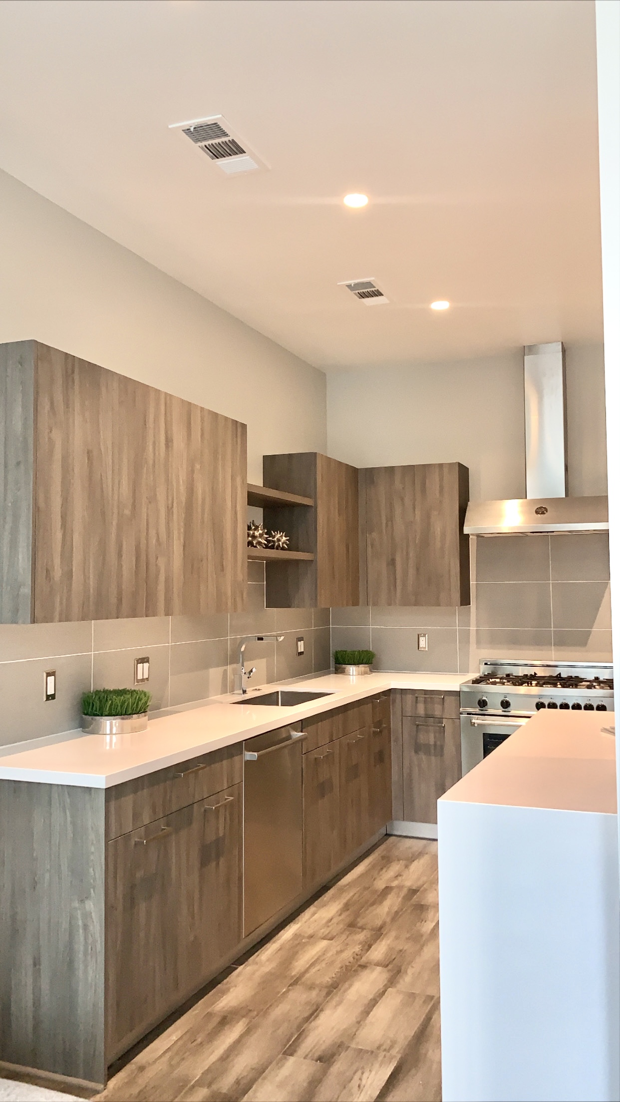 The Ultimate Best First Apartment Checklist: Everything You Need